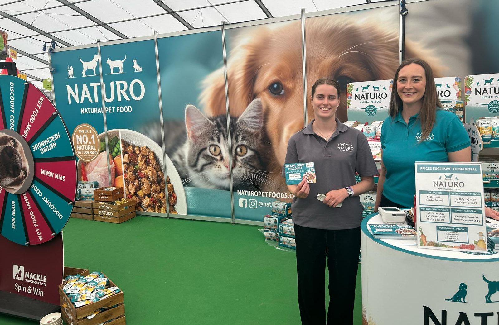 Naturo Natural Pet Food | Interactive Sampling Activation